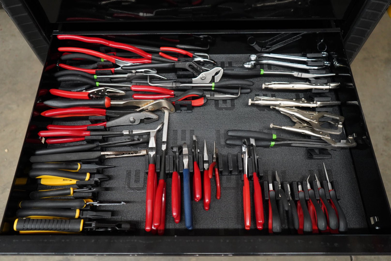 Plier Organizers Keep Your Tools Neat and Accessible – Toolbox Widget USA